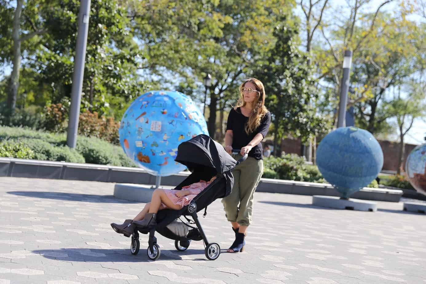 A City Tour | Stroller in the City