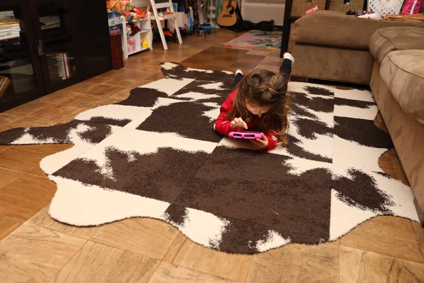 DIY Faux Cow Hide Rug | Stroller in the City