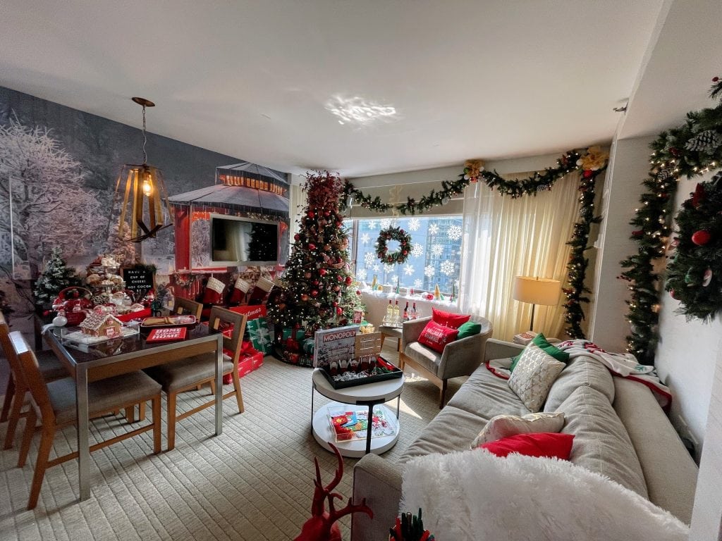 A Hallmark Holiday Getaway | Stroller in the City