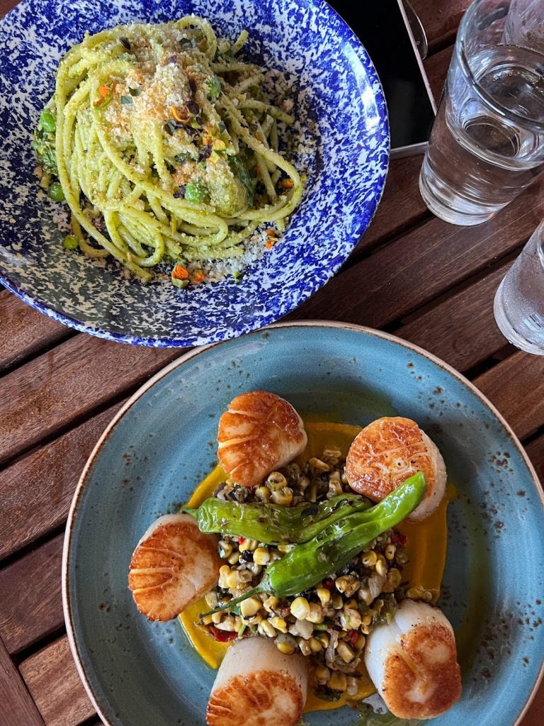 Where to Eat in the Hamptons this Summer | Stroller in the City