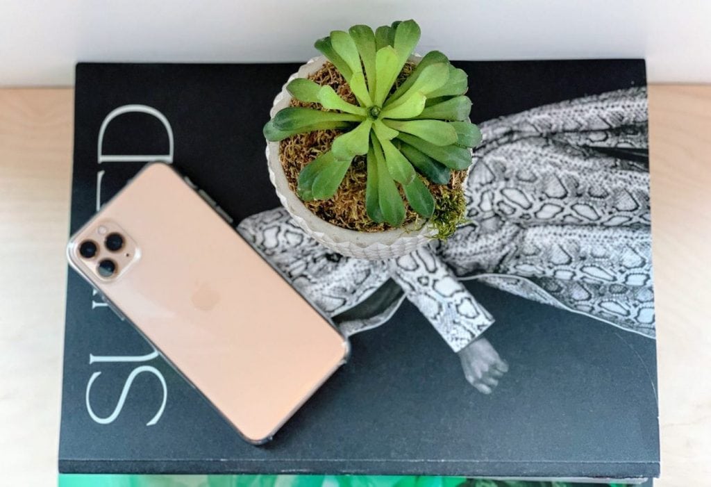 New iOS 16 Features for 2022 | Stroller in the City