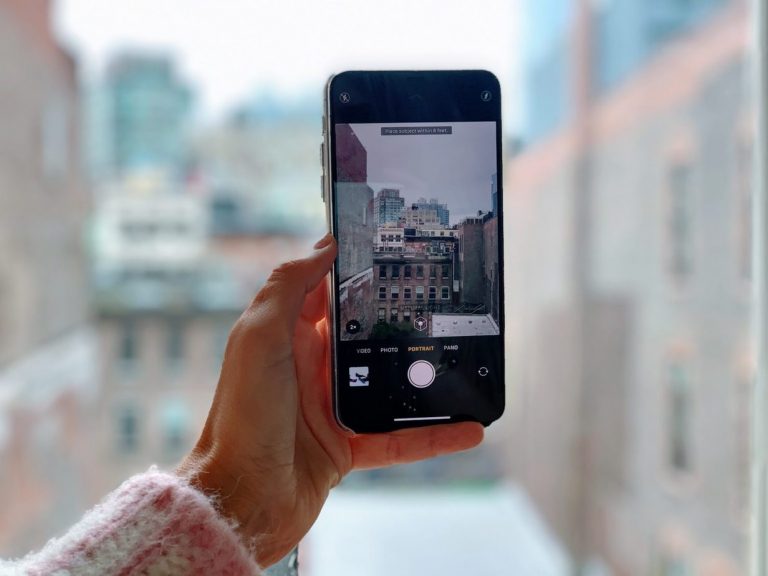 New iOS 16 Features for 2022 | Stroller in the City