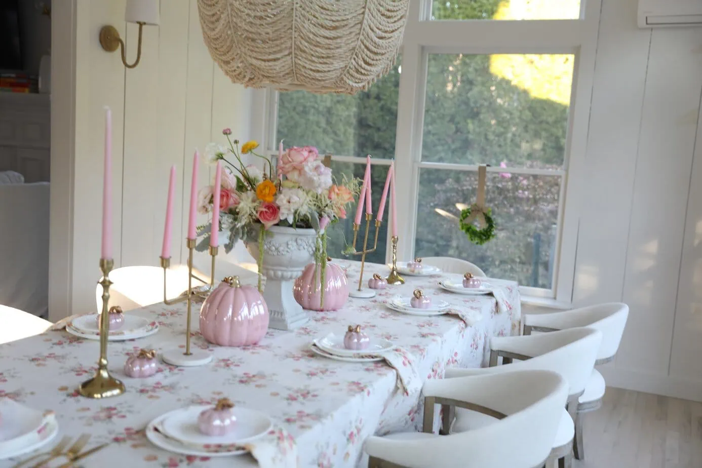 Setting Our Fall Seasonal Tablescape | Stroller in the City